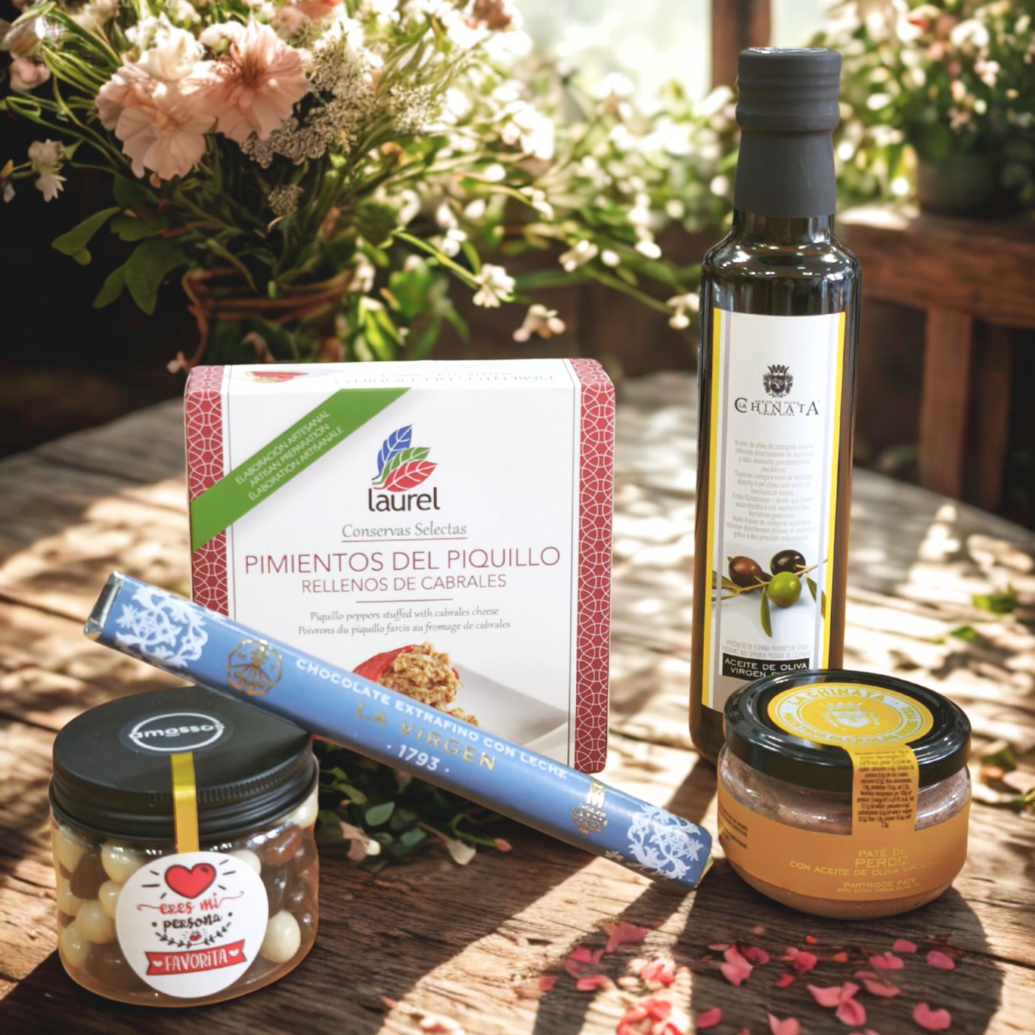 Cesta gourmet 'Eres mi persona favorita' • amossos - Tienda gourmet ...