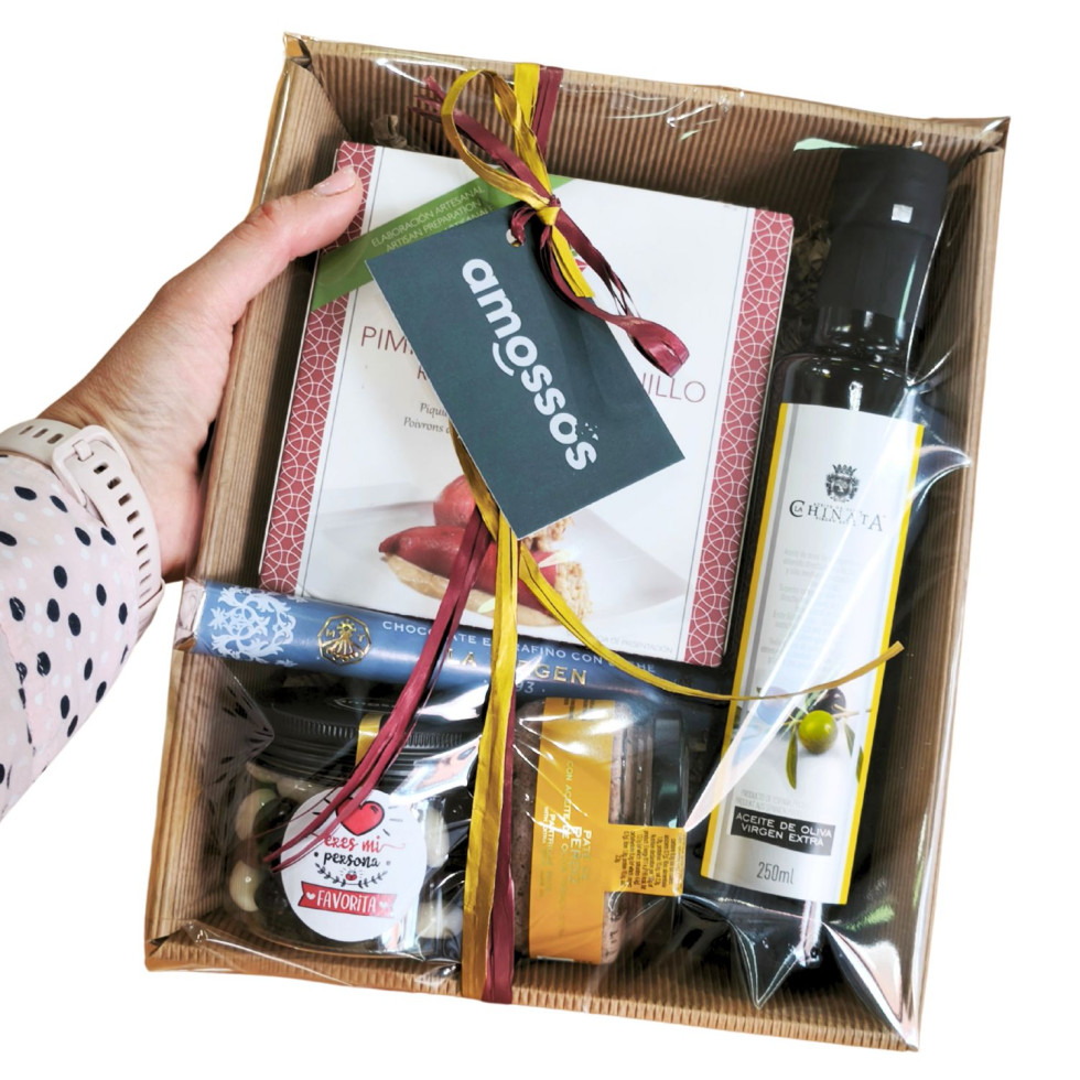 Cesta gourmet 'Eres mi persona favorita' • amossos - Tienda gourmet ...